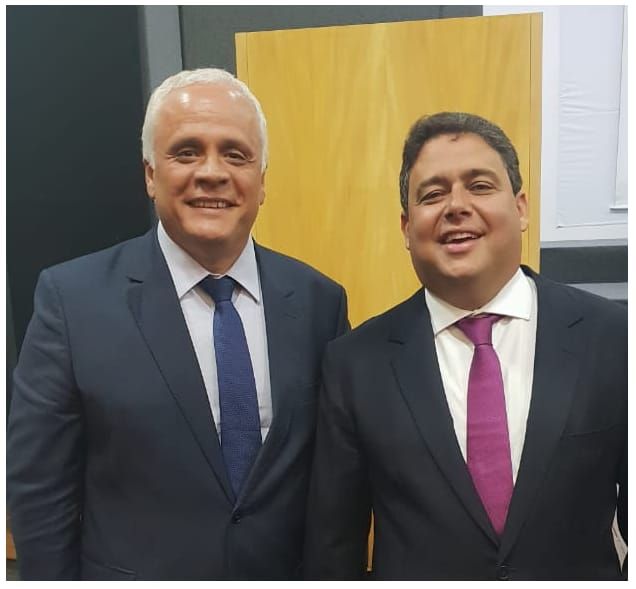 OAB/RS - Felipe Santa Cruz é eleito presidente nacional da OAB