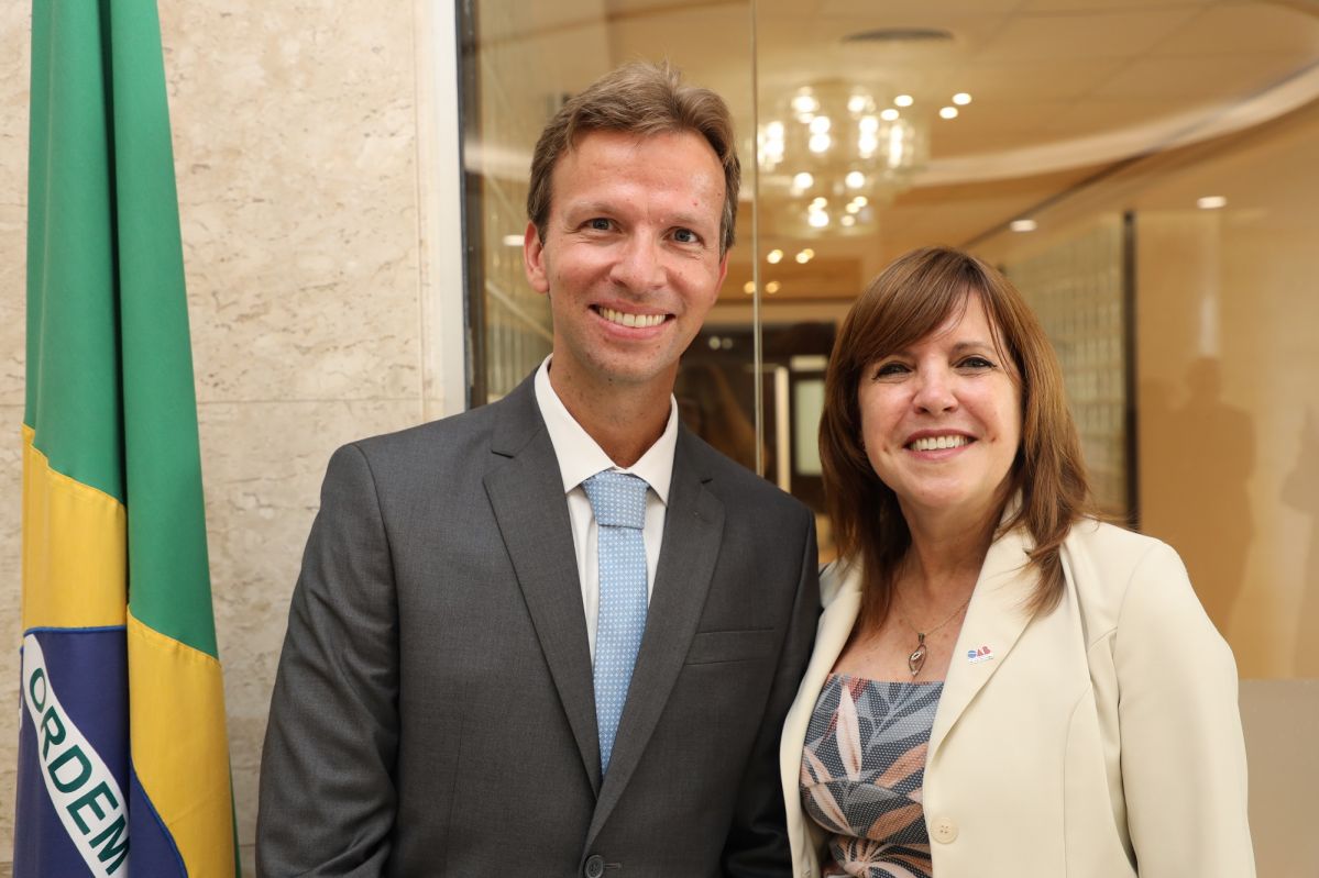 OAB/RS - Neusa Bastos acompanha Cerimônia de Assunção de juiz ...